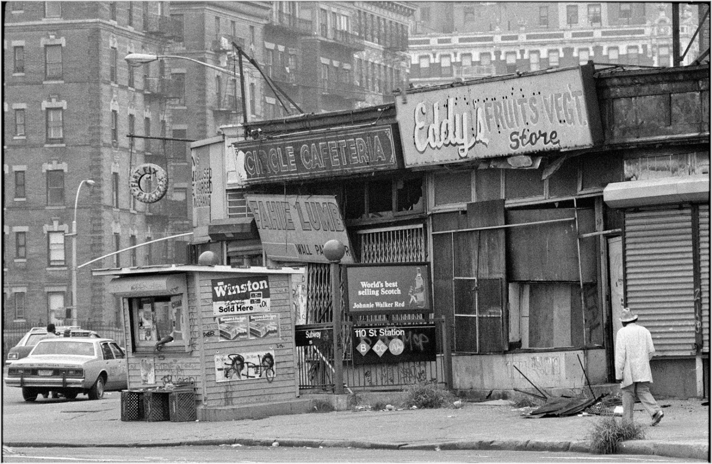“Frederick Douglass Circle” Harlem 1985 – Black and White Street ...