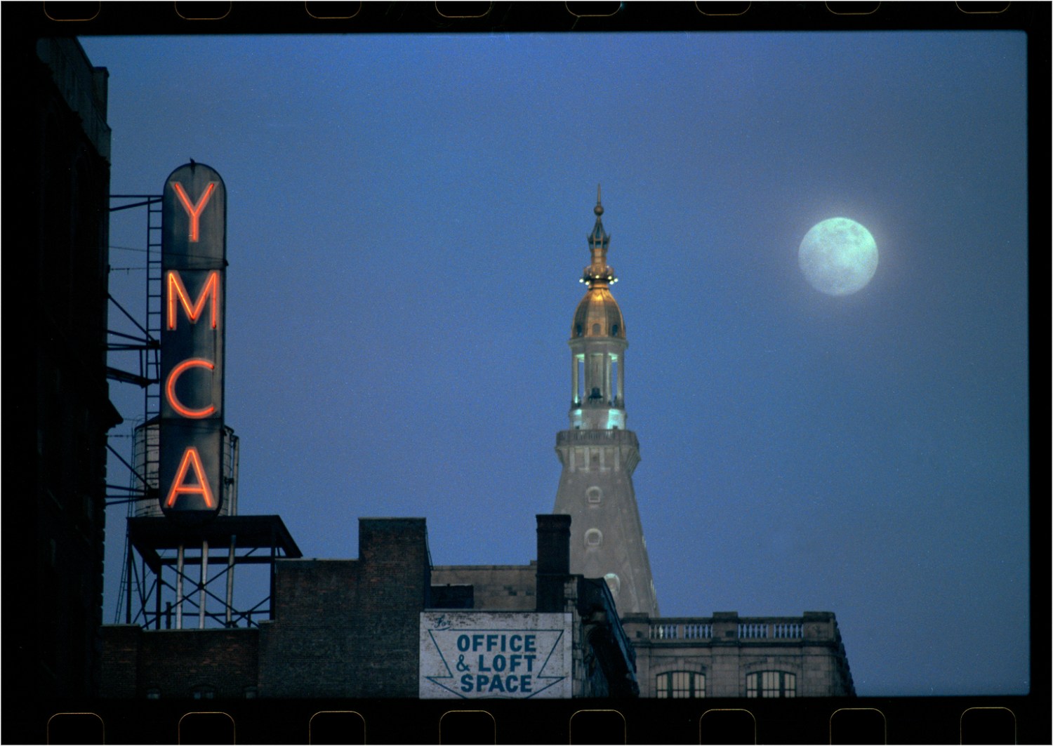 Chelsea Moon 1985 – Black and White Street Photographs of New York City ...